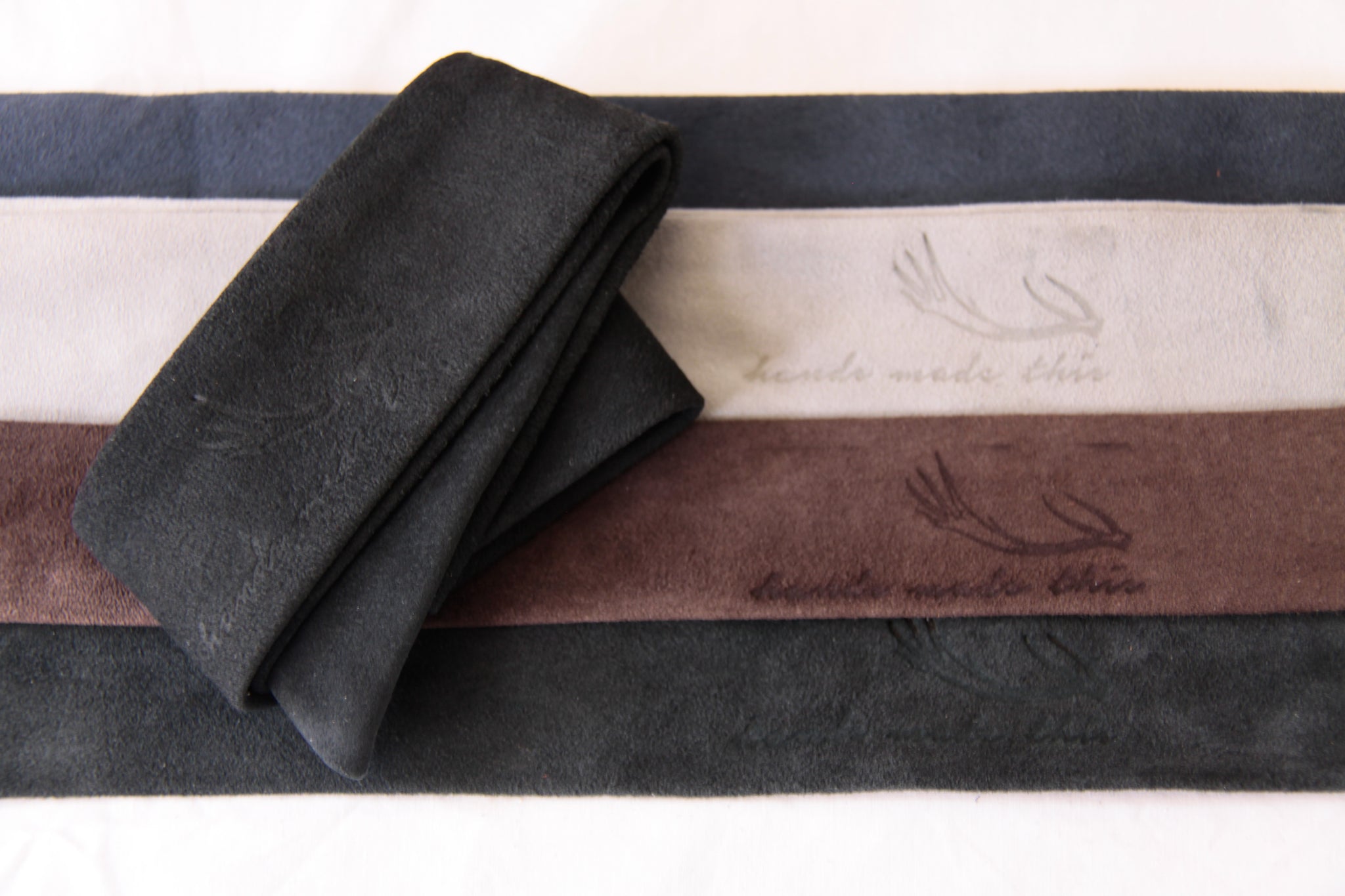 BOW SHEATH - ITALIAN LEATHER – Leatherwood Bespoke Rosin - Japan