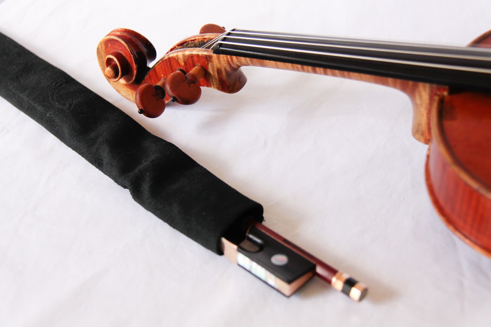 BOW SHEATH - ITALIAN LEATHER – Leatherwood Bespoke Rosin - Japan